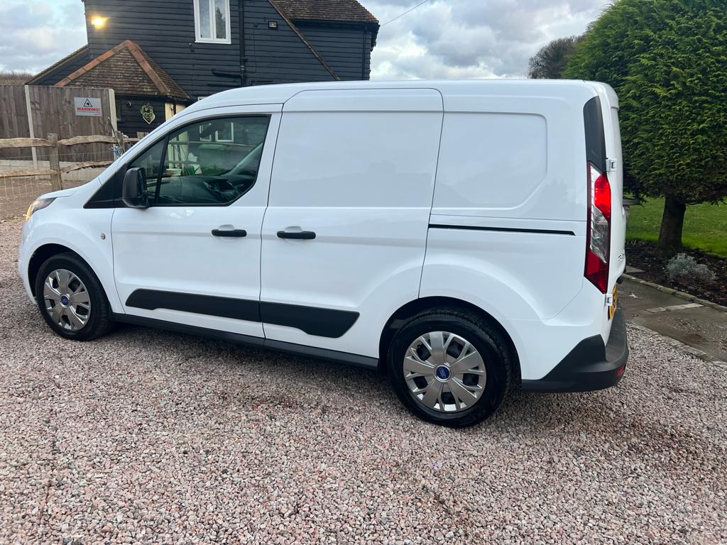 Ford Transit Connect 1.5 TDCi 200 Trend - Pillory Commercials